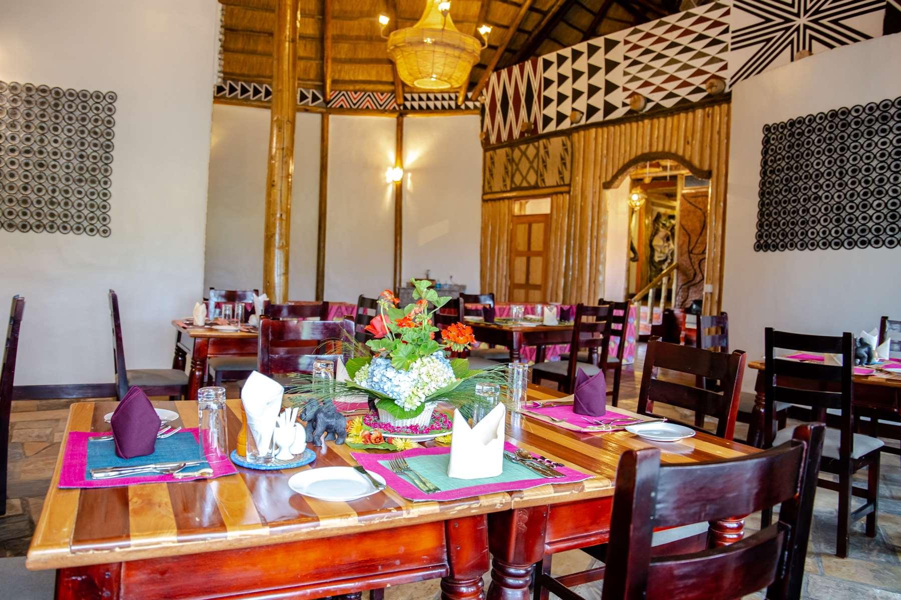 Ingagi Park View Lodge | Join Up Safaris